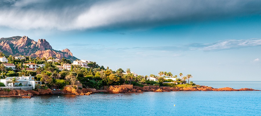 Campings dans le Var en bord de mer – Flower Campings